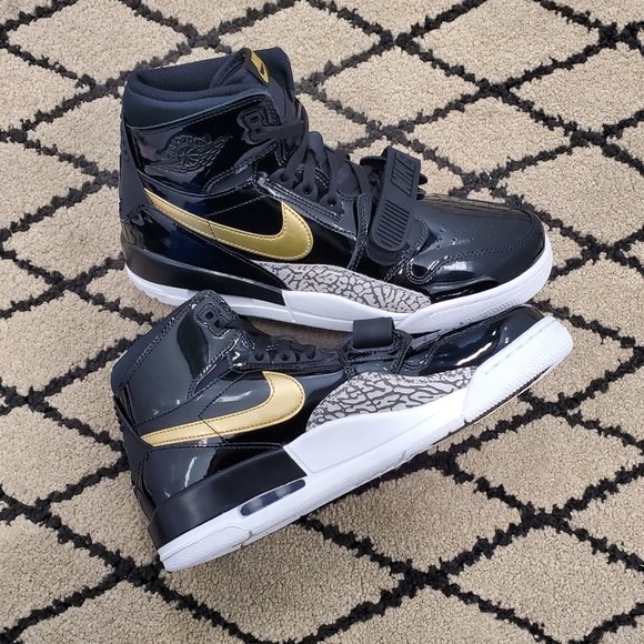 Nike | Shoes | Nike Air Jordan Legacy 32 Mens Basketball Shoes | Poshmark